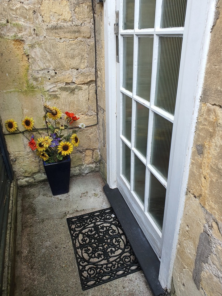 Bath - 2 Bed Flat, Locksbrook Place, BA1 - To Rent Now for £1,500.00 p/m