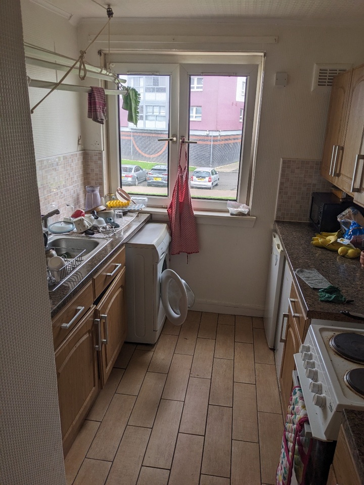 Glasgow - Room in a Shared Flat, Royston Road, G21 - To Rent Now for £ ...