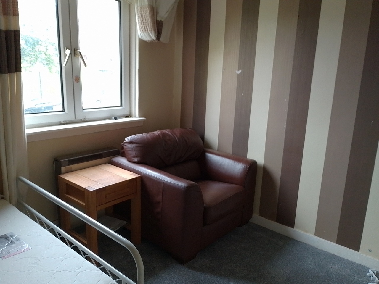 Glasgow - Room in a Shared Flat, Royston Road, G21 - To Rent Now for £ ...