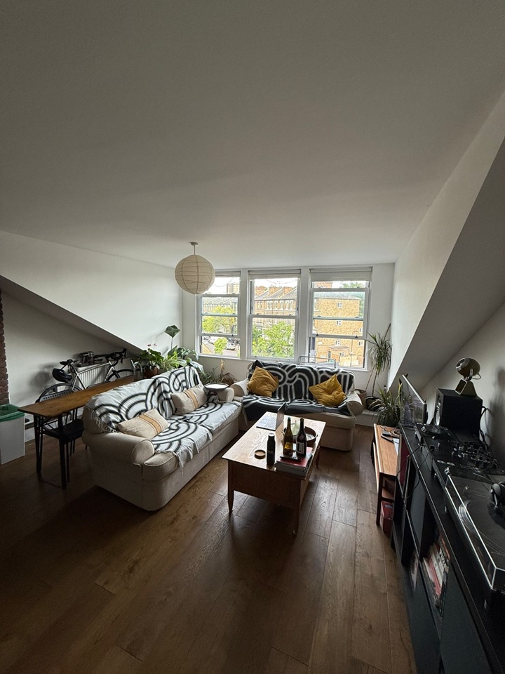 London - 3 Bed Flat, Evering Road, E5 - To Rent Now for £3,250.00 p/m