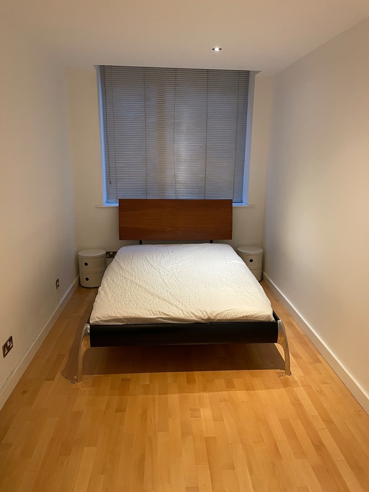 Leeds - 1 Bed Flat, Park Row, LS1 - To Rent Now for £1,099.00 p/m
