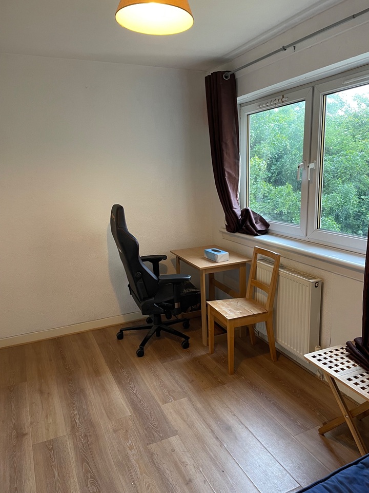 Edinburgh - 2 Bed Flat, Pilrig Street, EH6 - To Rent Now for £1,500.00 p/m