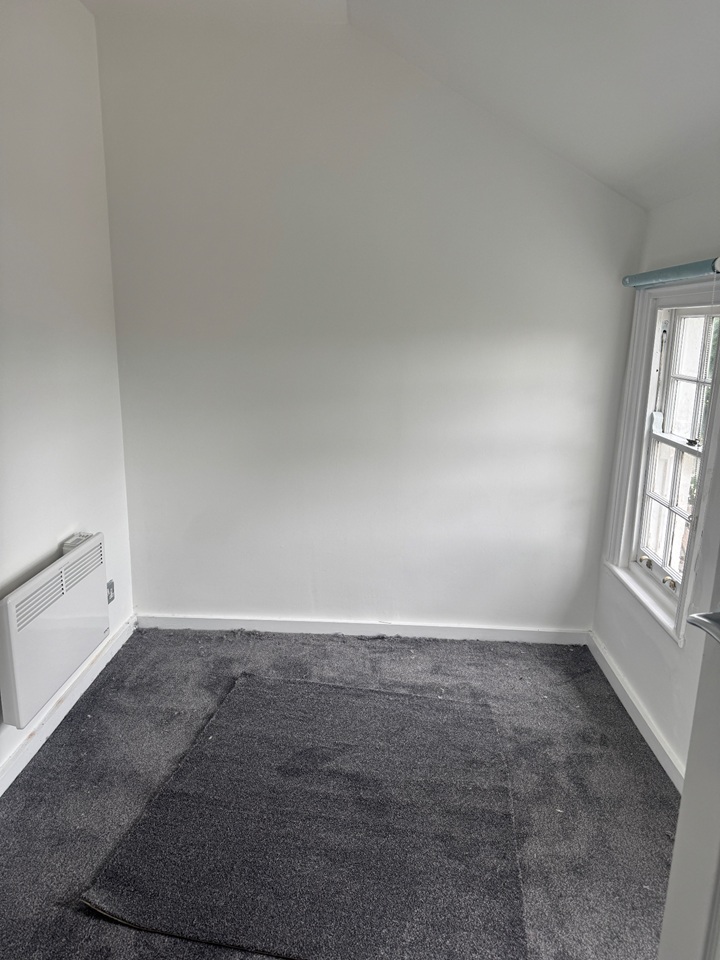 Dunstable - 1 Bed Flat, Icknield Street, LU6 - To Rent Now for £800.00 p/m