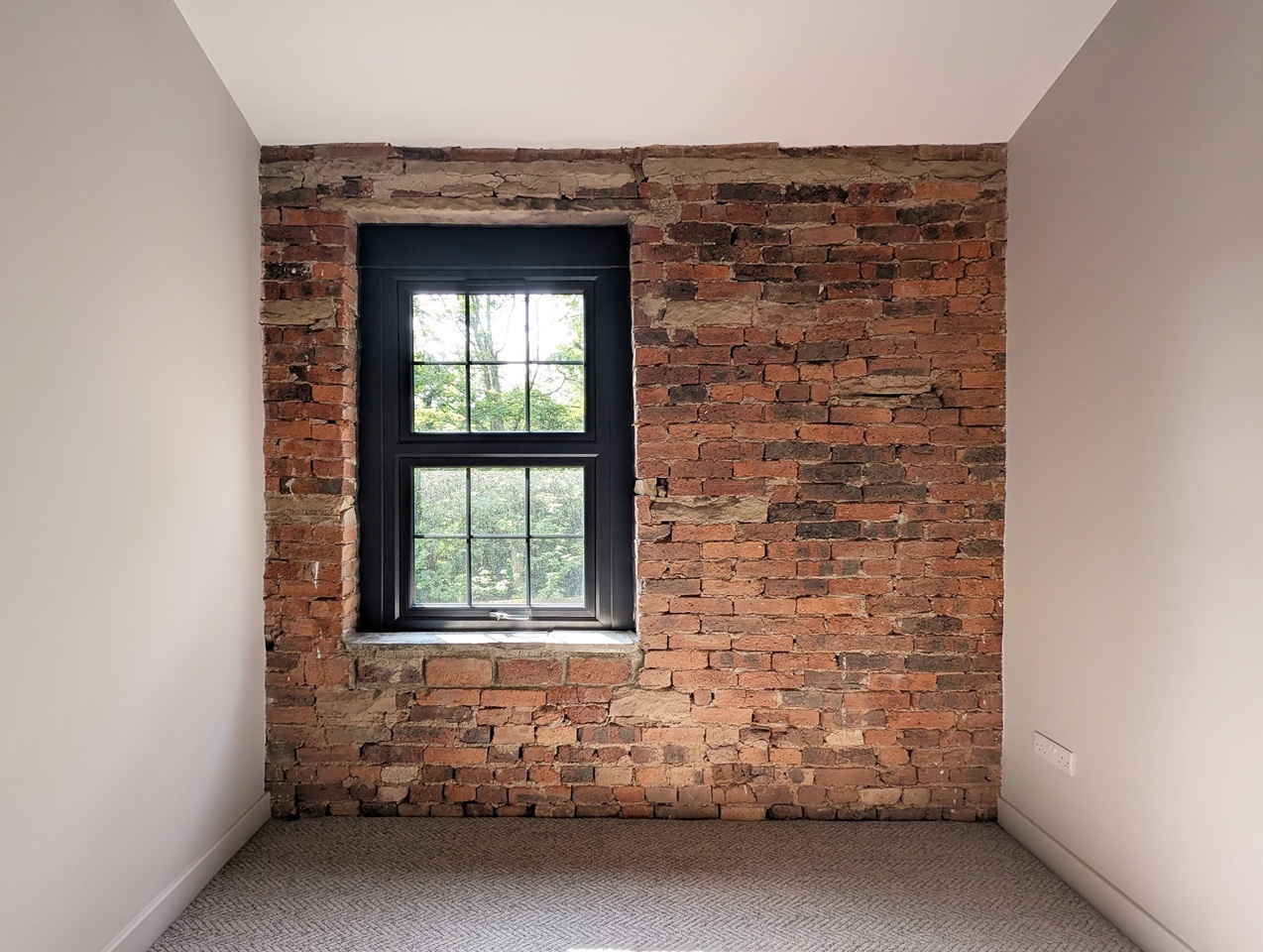 Holywell Green, Halifax - 2 Bed End Terrace, Station Road, HX4 - To ...