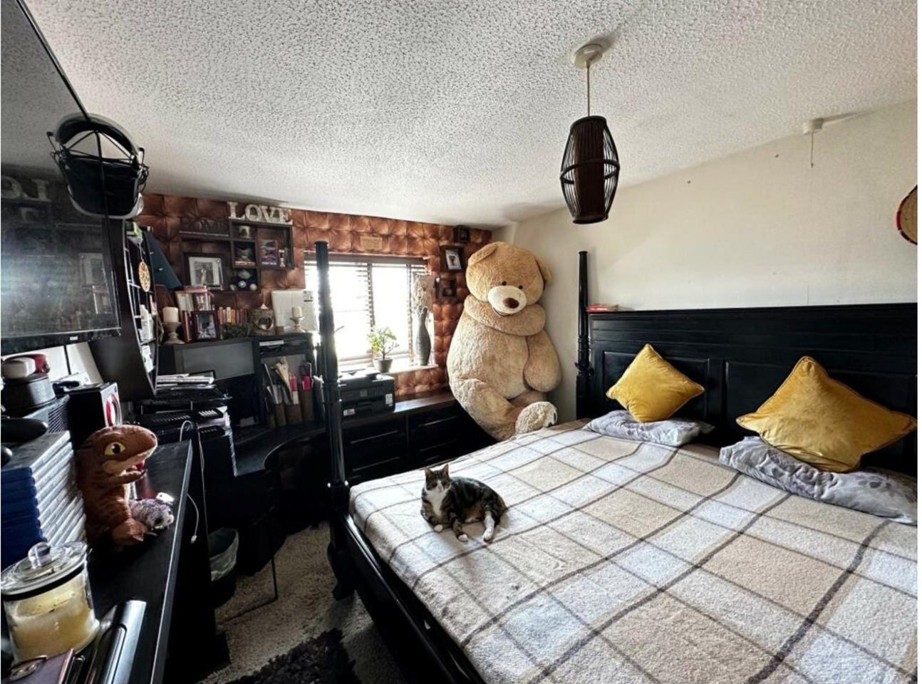 Southend-On-Sea - 1 Bed Flat, Lundy Close, SS2 - To Rent Now for £1,000 ...