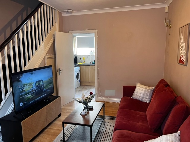 Reading - 2 Bed Semi-Detached House, Cardiff Road, RG1 - To Rent Now ...