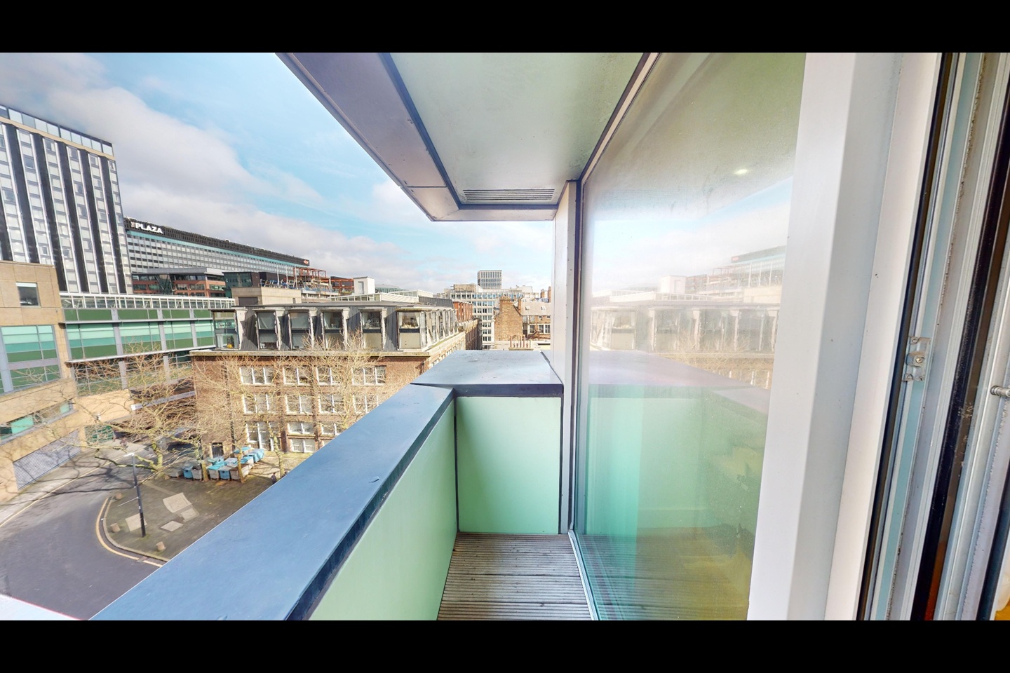 Liverpool - 1 Bed Flat, Rumford Place, L3 - To Rent Now for £950.00 p/m