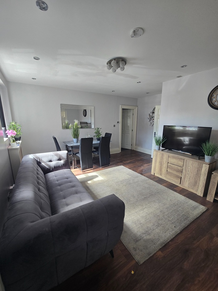 Wakefield - 1 Bed Flat, St. Johns North, WF1 - To Rent Now for £795.00 p/m