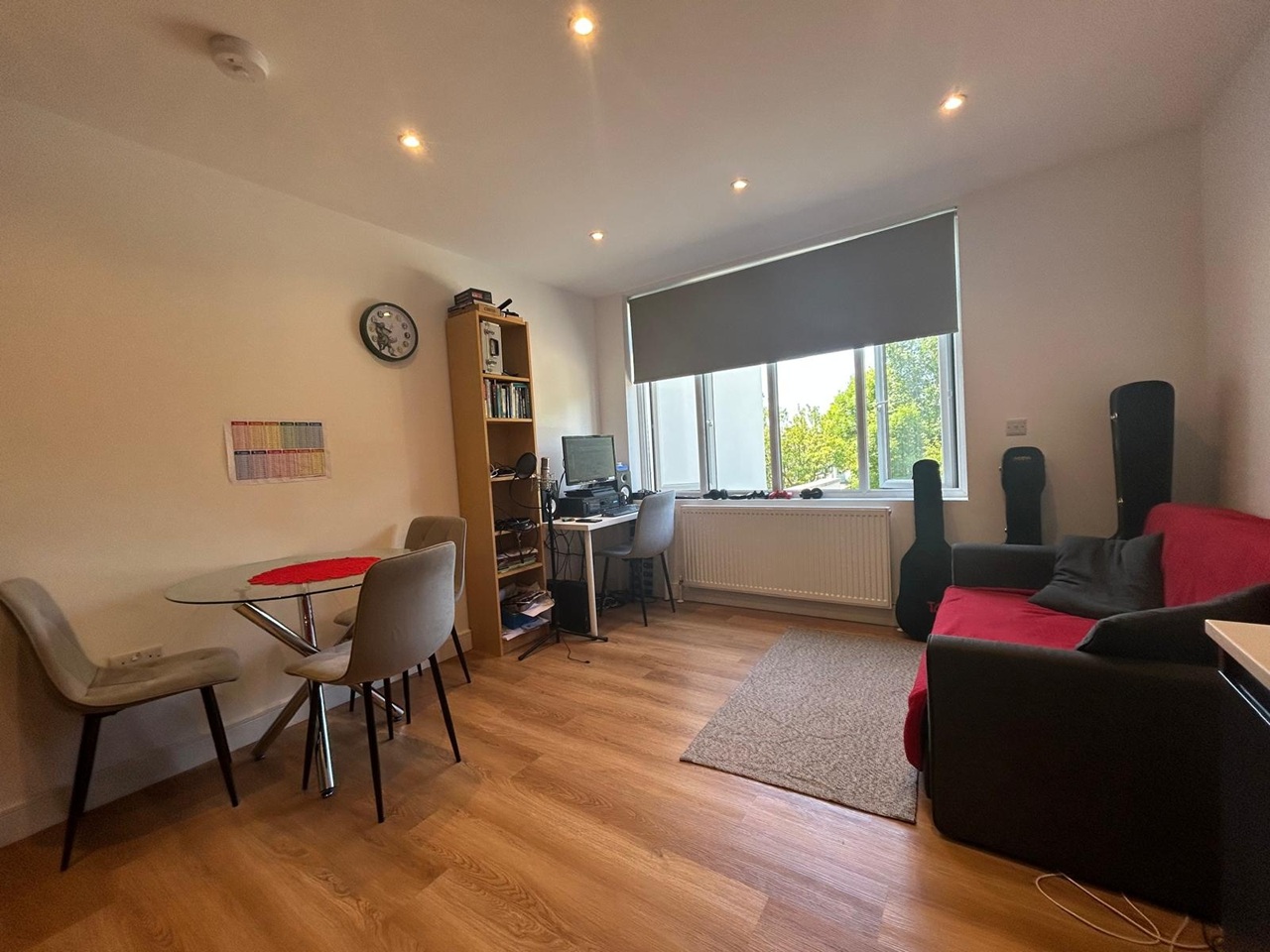 London - 1 Bed Flat, Station Road, NW4 - To Rent Now for £1,595.00 p/m