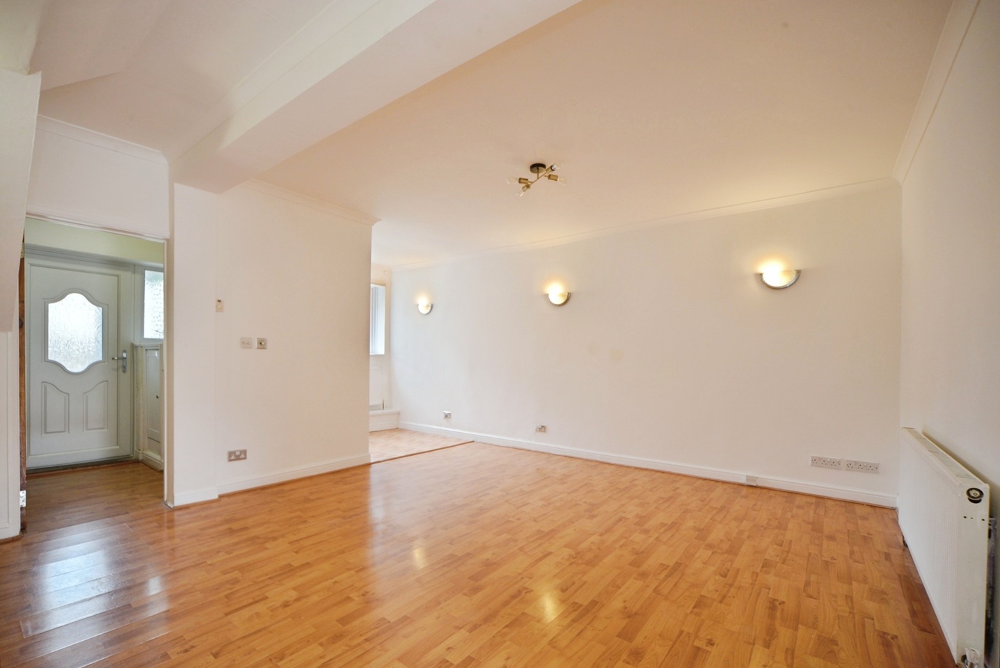 Bromley - 3 Bed Semi-Detached House, Downham Way, BR1 - To Rent Now for ...