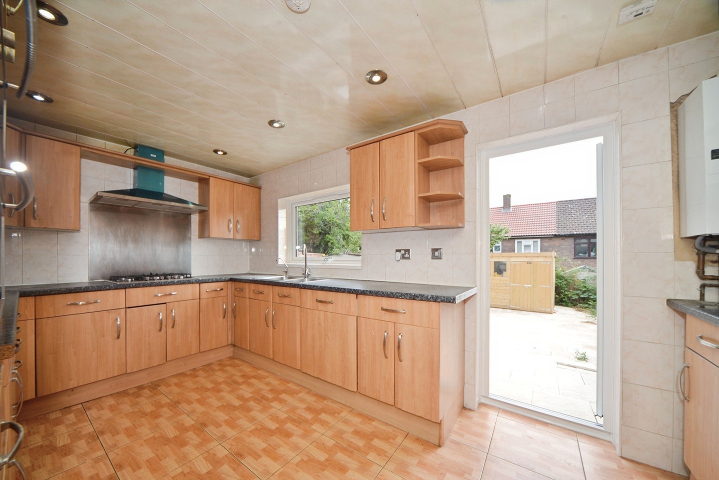 Bromley - 3 Bed Semi-Detached House, Downham Way, BR1 - To Rent Now for ...