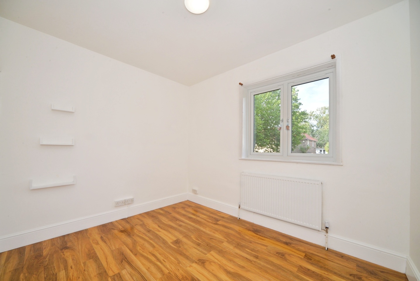 Bromley - 3 Bed Semi-Detached House, Downham Way, BR1 - To Rent Now for ...