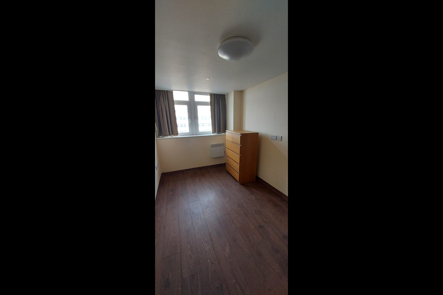 Merseyside - 1 Bed Flat, Daniel House, L20 - To Rent Now for £600.00 p/m