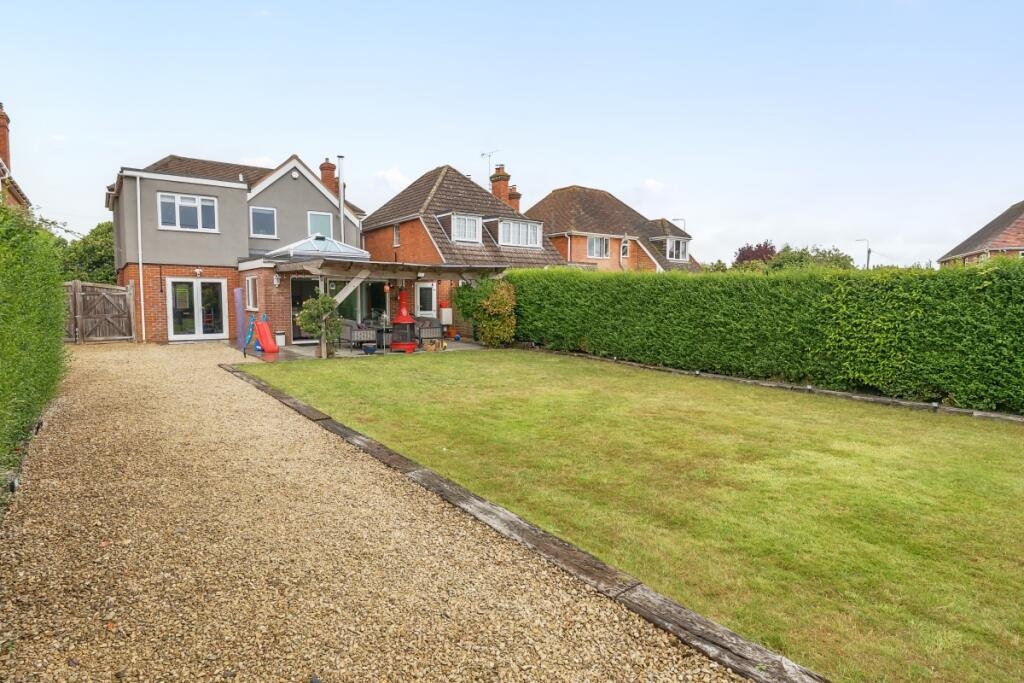 Thatcham - 4 Bed Detached House, Benham Hill, RG18 - To Rent Now for £ ...