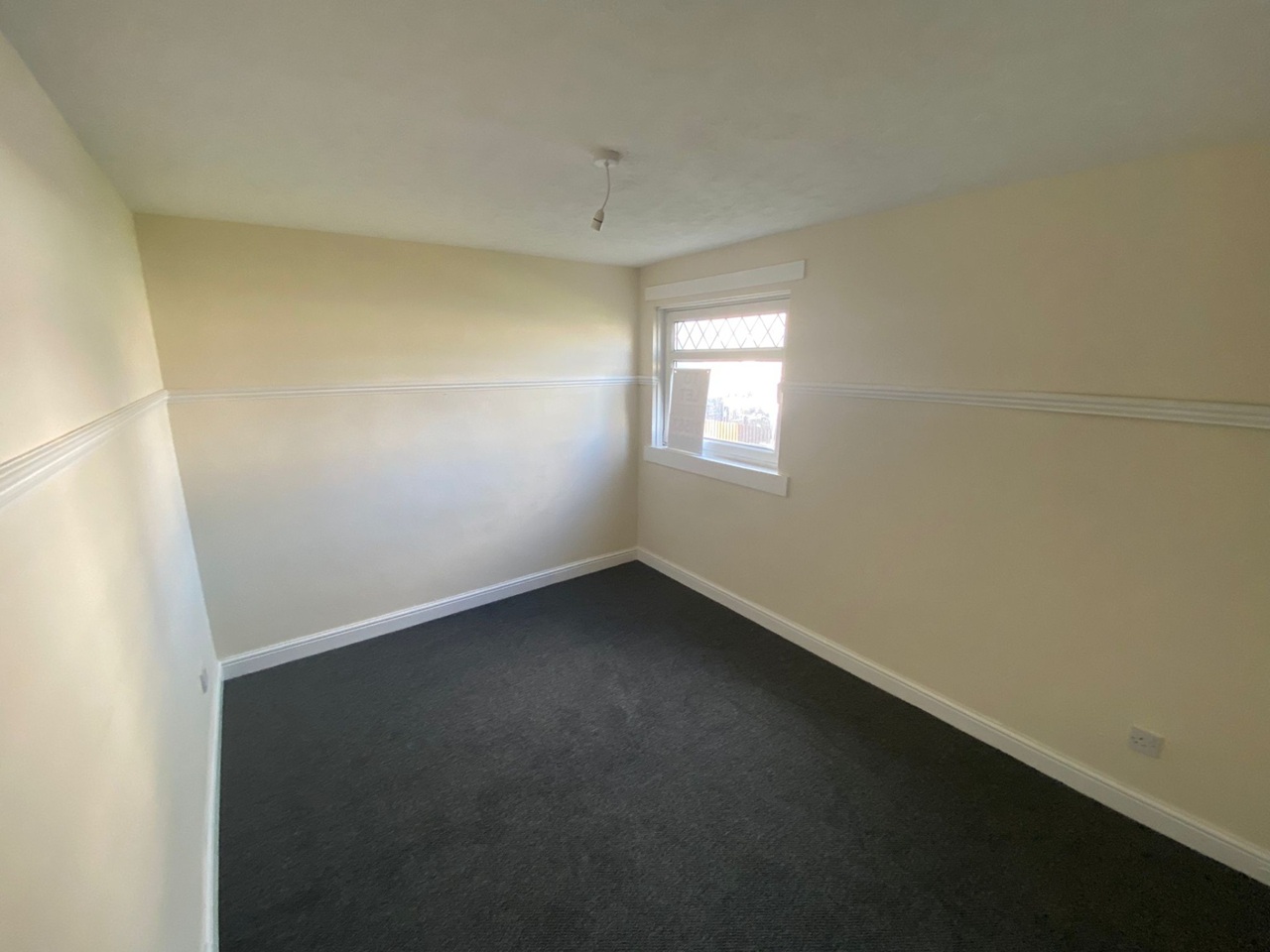 Kilwinning - 4 Bed End Terrace, Cambusdoon Place, KA13 - To Rent Now ...
