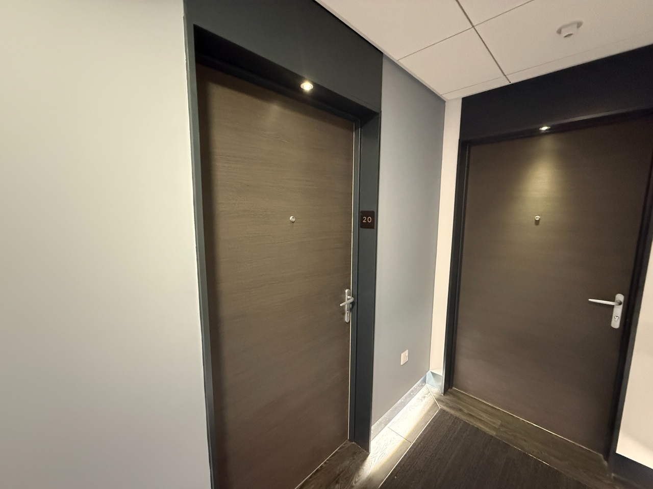 Manchester - 2 Bed Flat, Hallmark Tower, M4 - To Rent Now for £1,450.00 p/m