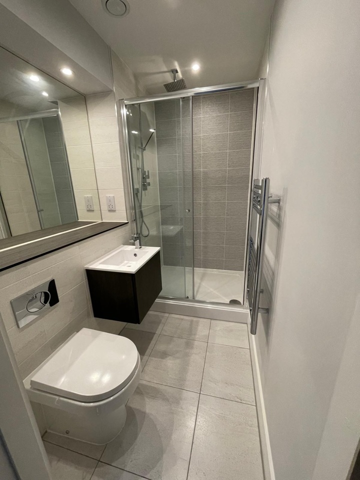 Manchester - 2 Bed Flat, Hallmark Tower, M4 - To Rent Now for £1,450.00 p/m