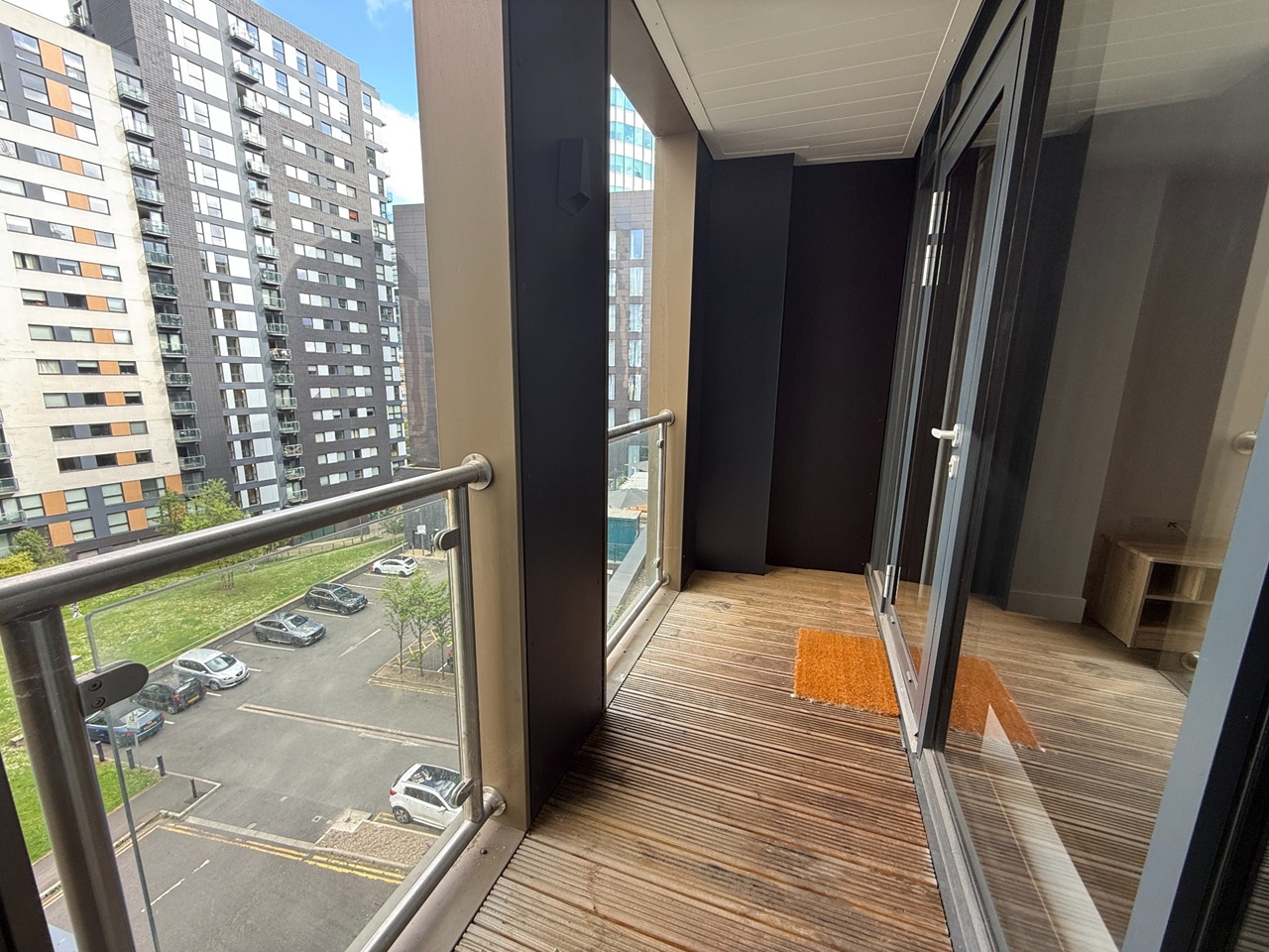 Manchester - 2 Bed Flat, Hallmark Tower, M4 - To Rent Now for £1,450.00 p/m