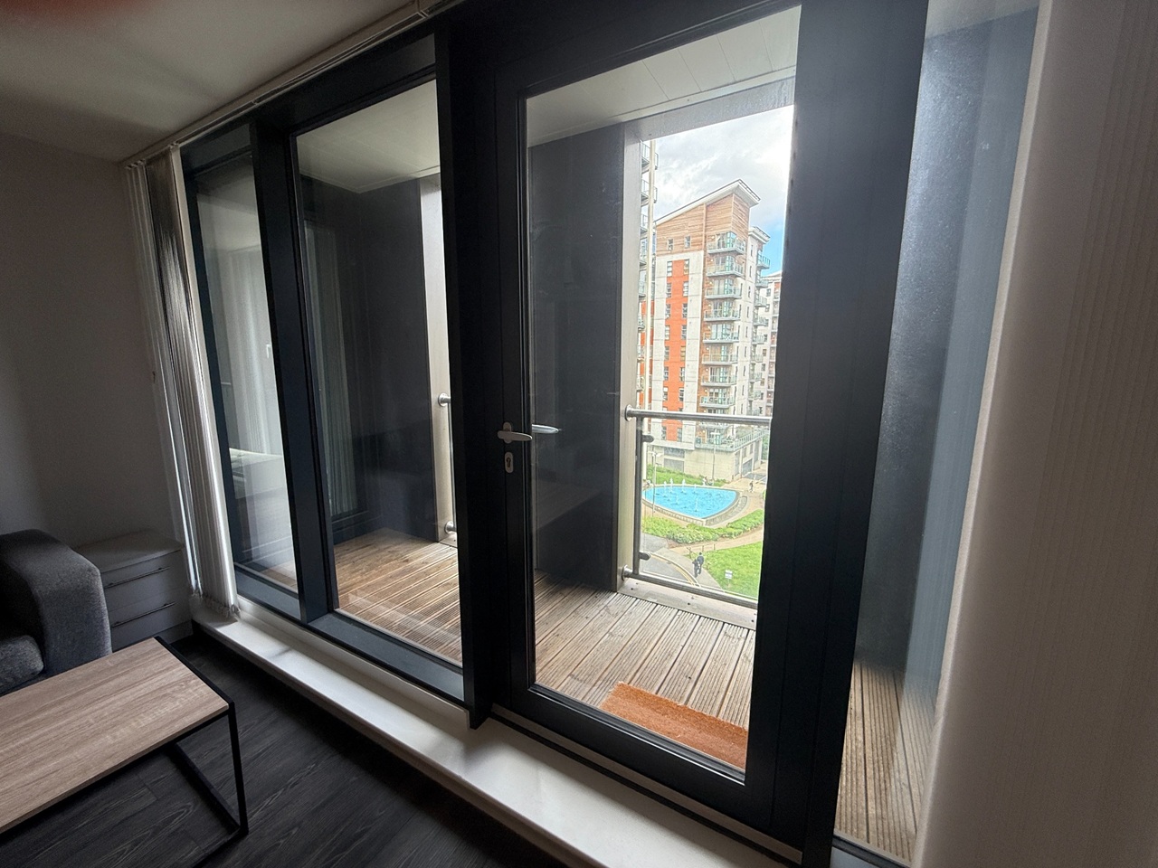 Manchester - 2 Bed Flat, Hallmark Tower, M4 - To Rent Now for £1,450.00 p/m