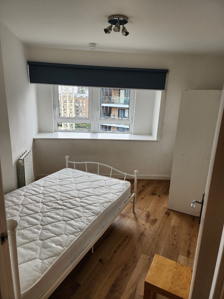 London - 2 Bed Flat, Tarves Way, SE10 - To Rent Now for £2,099.00 p/m