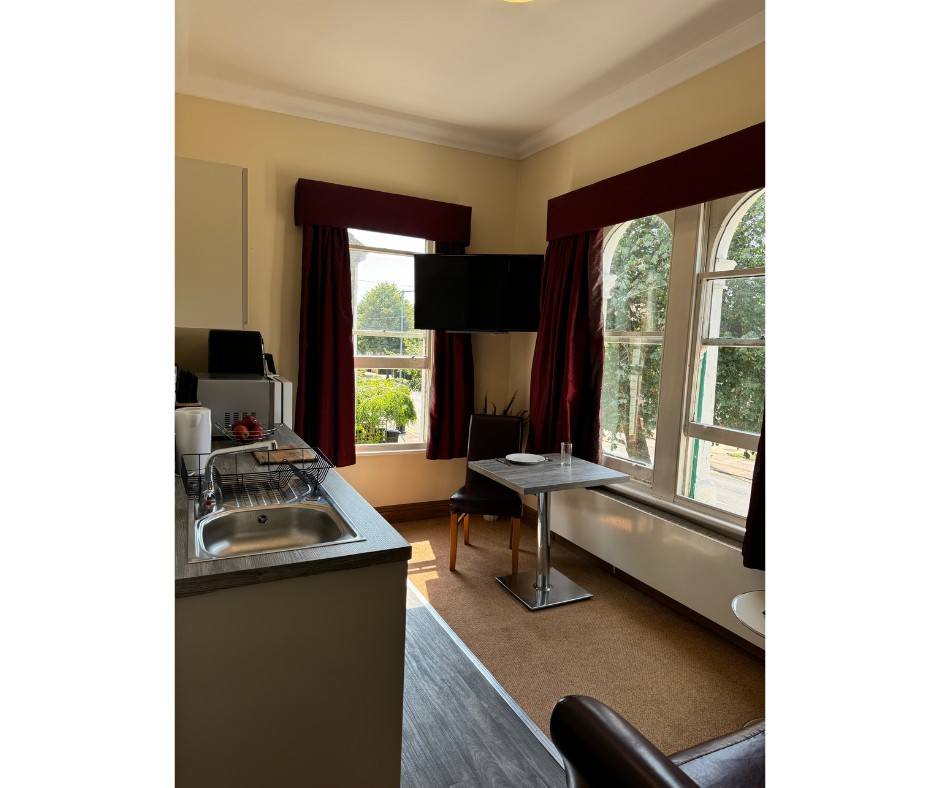 Peterborough - Studio Flat, Fletton Ave, PE2 - To Rent Now for £866.67 p/m