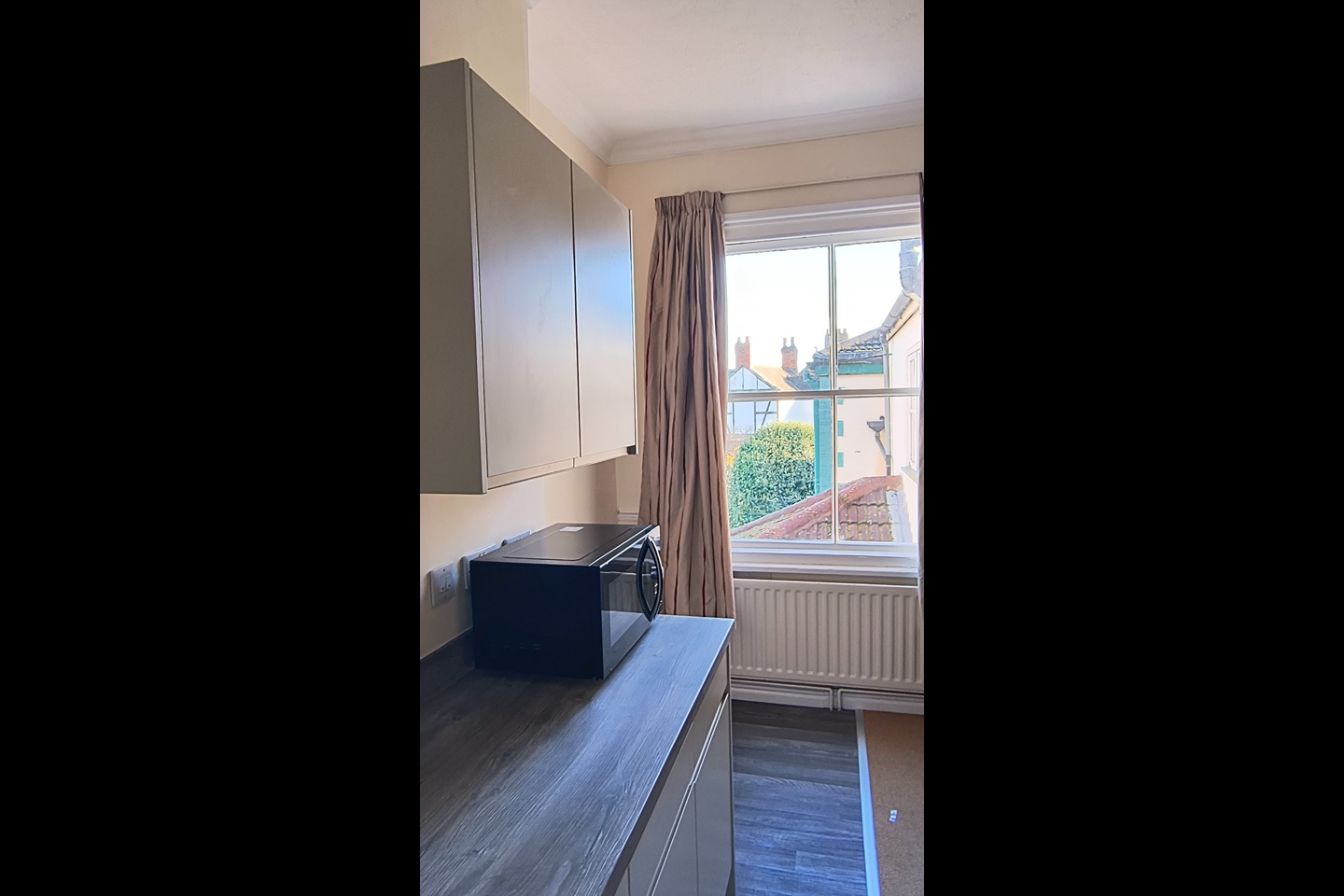 Peterborough - Studio Flat, Fletton Ave, PE2 - To Rent Now for £866.67 p/m