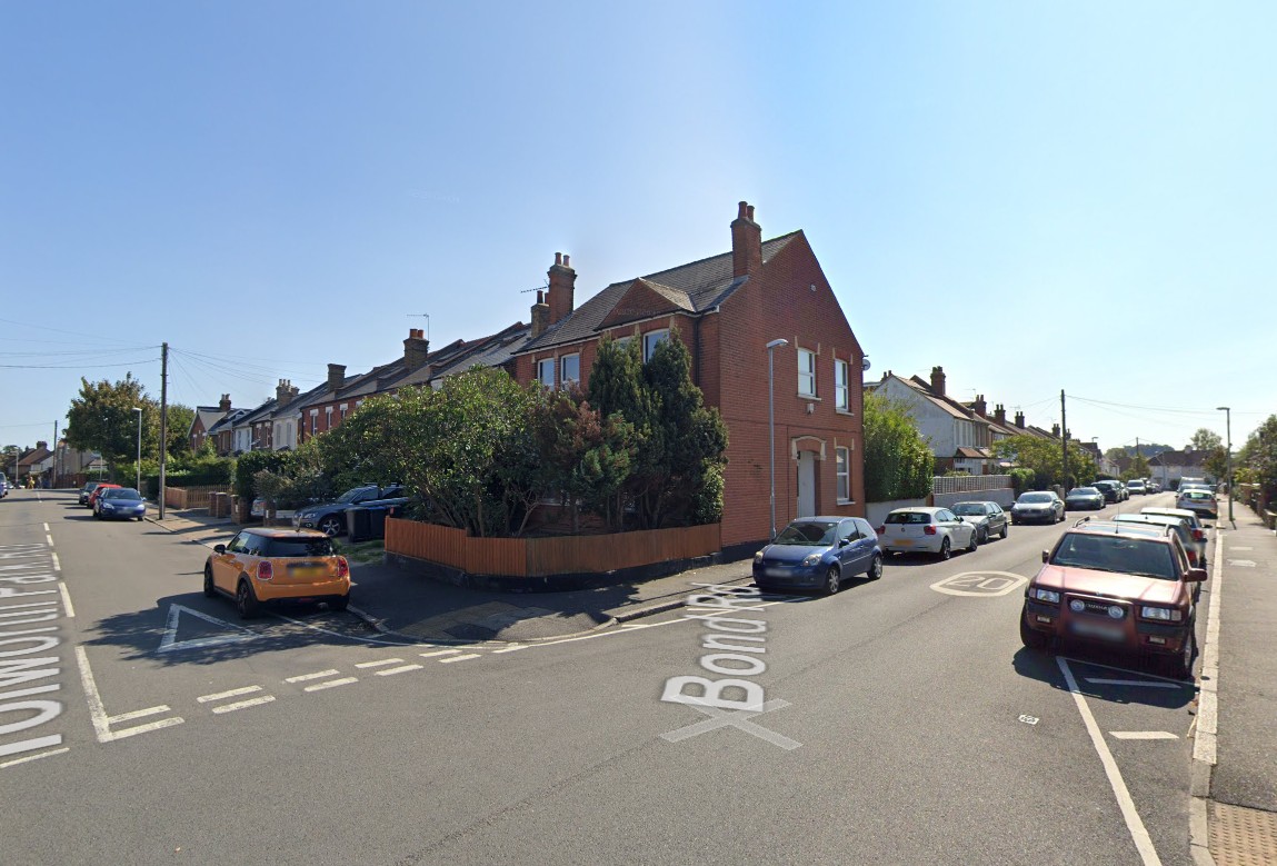 Surbiton - Studio Flat, Surbiton Kingston, KT6 - To Rent Now for £1,045 ...