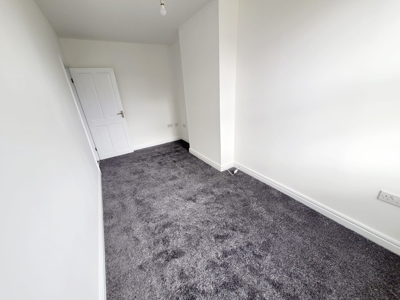 Cadishead, Manchester - 2 Bed Flat, Liverpool Road, M44 - To Rent Now ...