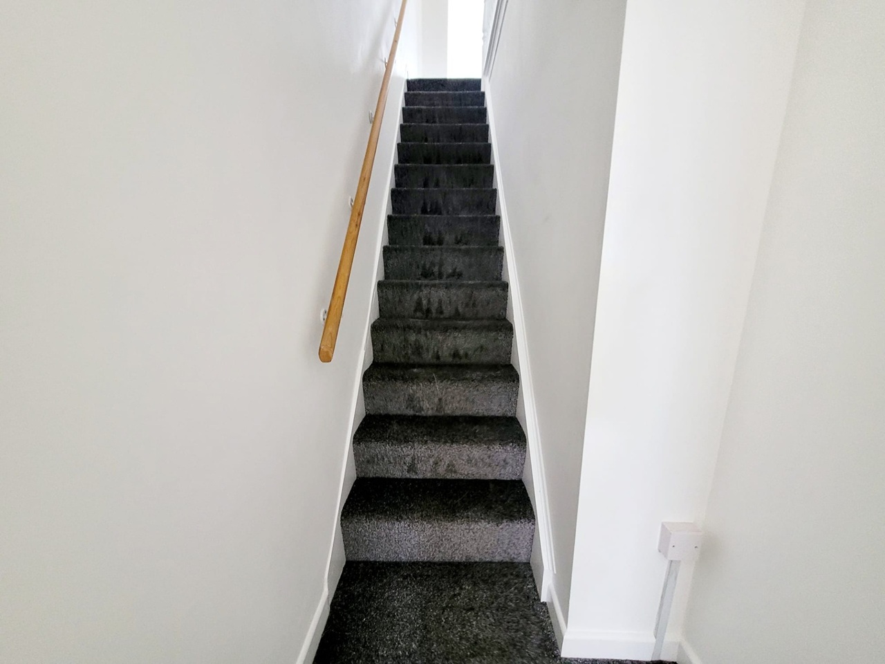 Cadishead, Manchester - 2 Bed Flat, Liverpool Road, M44 - To Rent Now ...