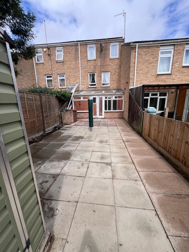 Orton Goldhay, Peterborough - 5 Bed Terraced House, Medworth, PE2 - To ...