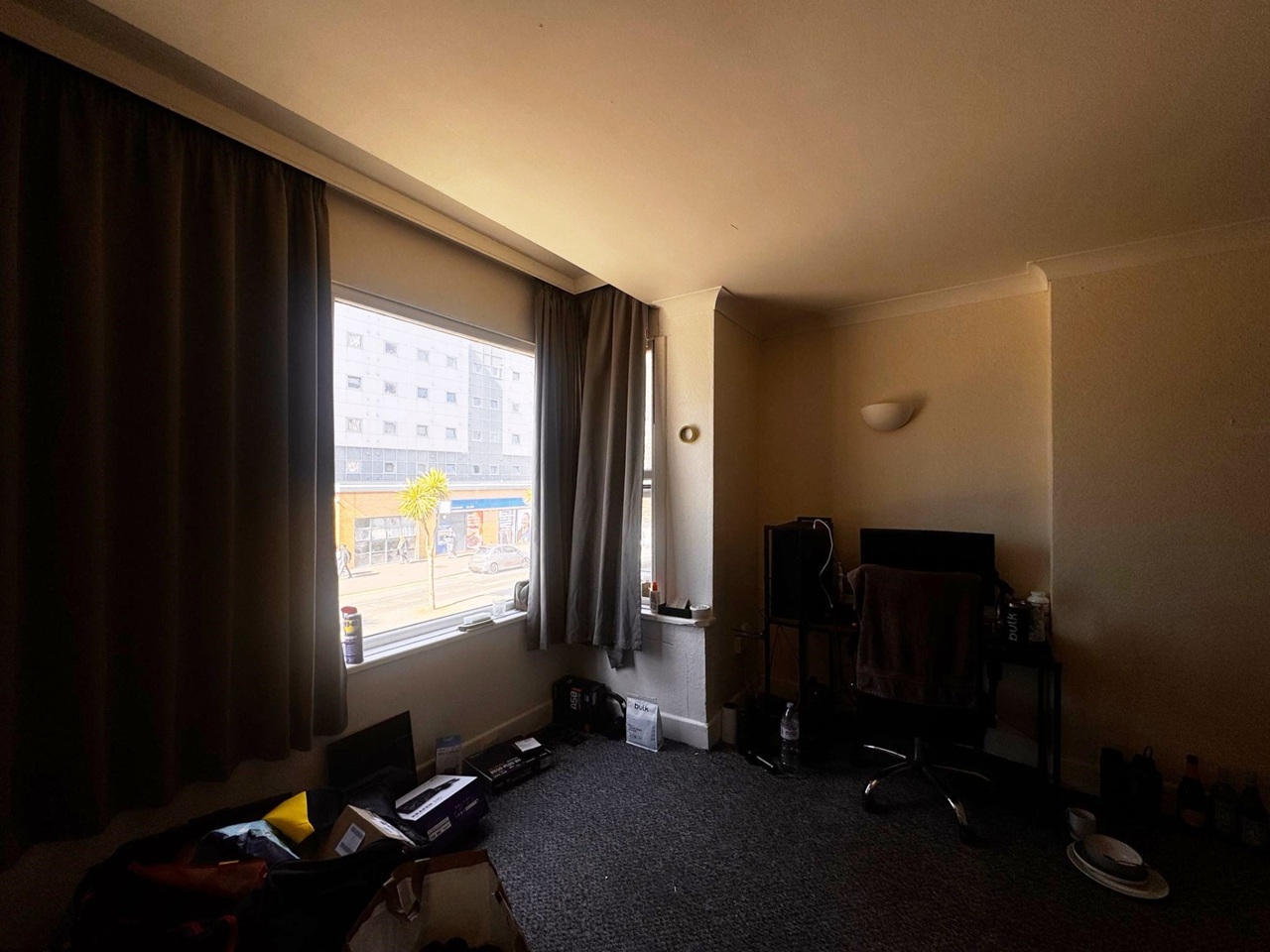 Bournemouth - Room in a Shared Flat, Holdenhurst Road, BH8 - To Rent Now for £500.00 p/m