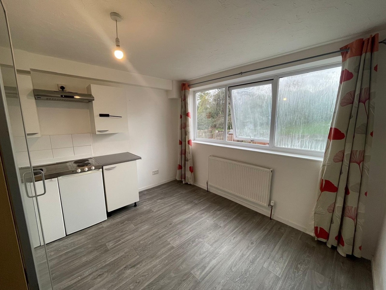 Peartree Bridge, Milton Keynes - Studio Flat, Waterside, MK6 - To Rent ...