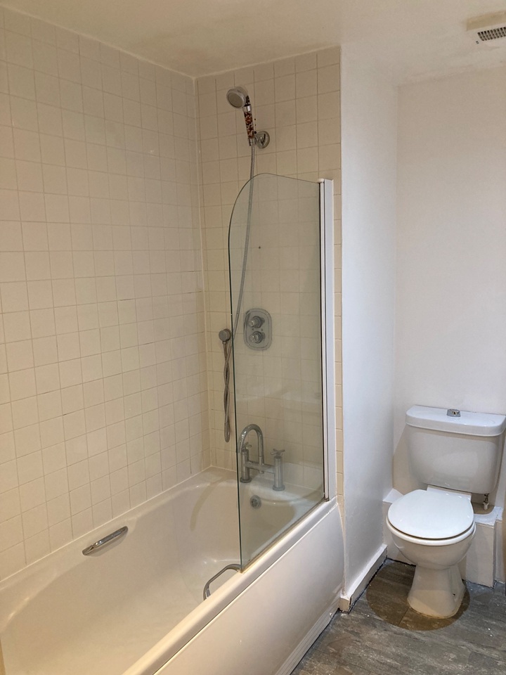 Manchester - 1 Bed Flat, Manchester, M5 - To Rent Now for £950.00 p/m