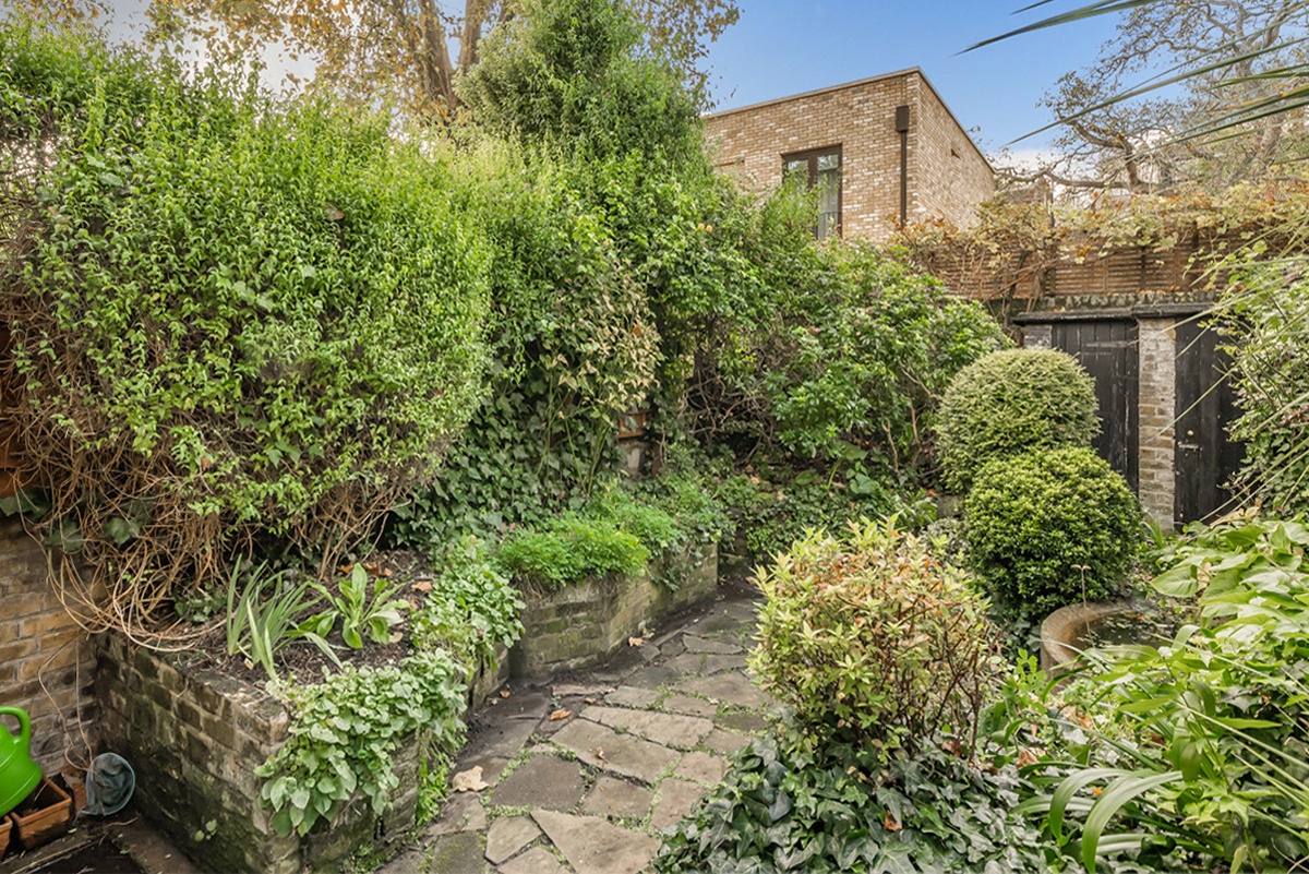 London - 4 Bed Terraced House, Walcot Square, SE11 - To Rent Now for £ ...