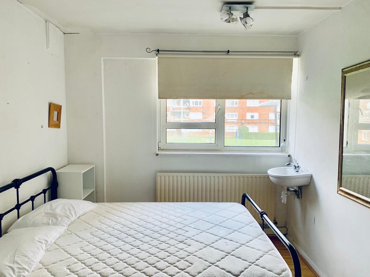 London - Room in a Shared Flat, Whittaker Court, SW4 - To Rent Now for ...