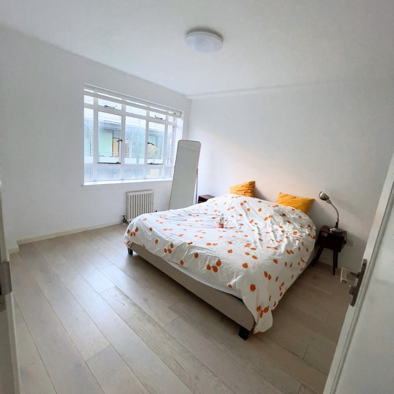 London - Room in a Shared Flat, Paramount Court, WC1E - To Rent Now for ...