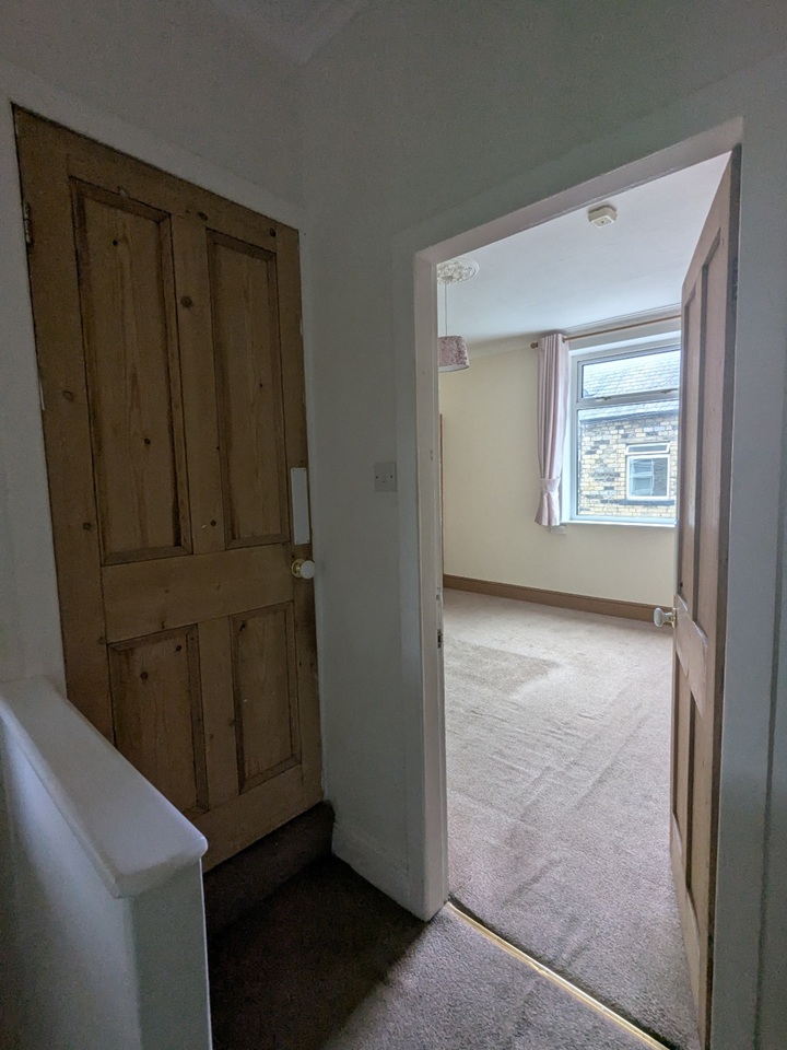 Holywell Green, Halifax - 3 Bed Terraced House, Chapel Street, HX4 - To ...