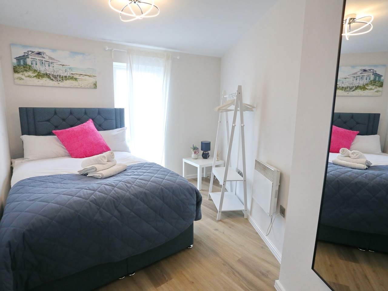 Manchester - 2 Bed Flat, Stuart Street, M11 - To Rent Now for £1,600.00 p/m