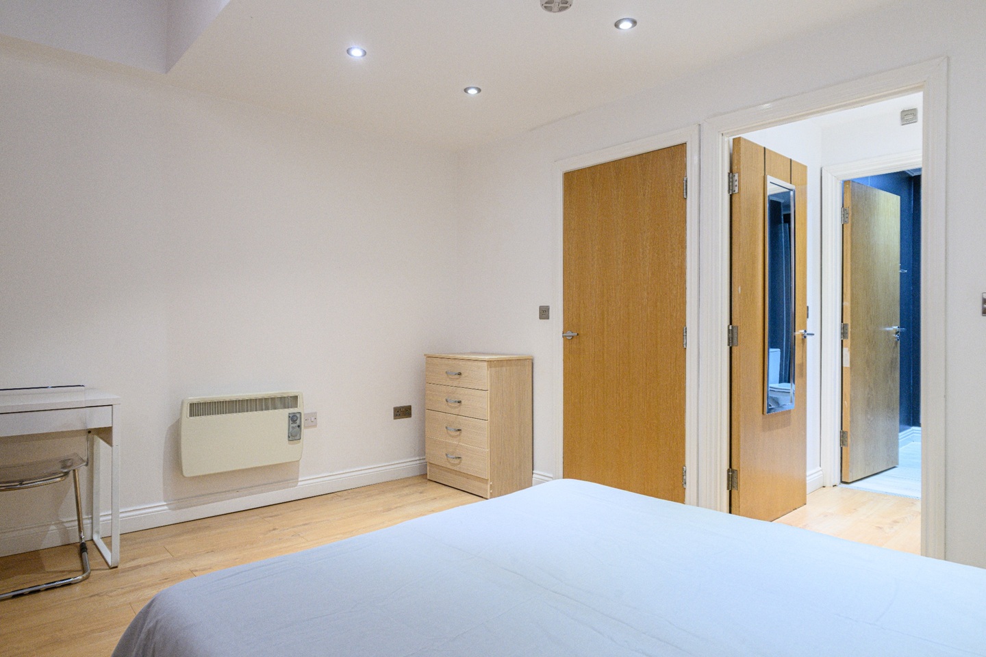 Newcastle Upon Tyne - Studio Flat, Falconars Court, NE1 - To Rent Now ...