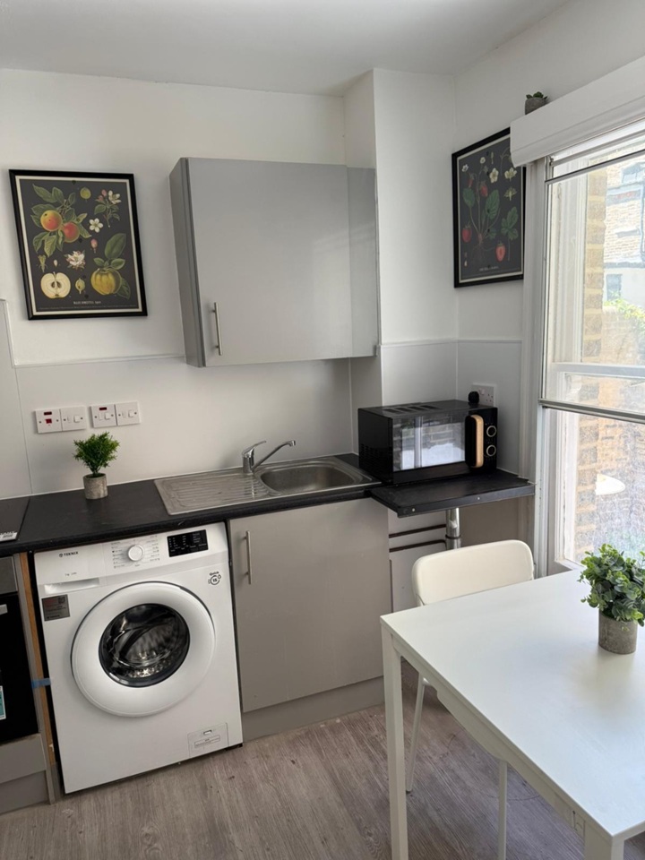 London - Studio Flat, Marchmont Street, WC1N - To Rent Now for £1,733. ...