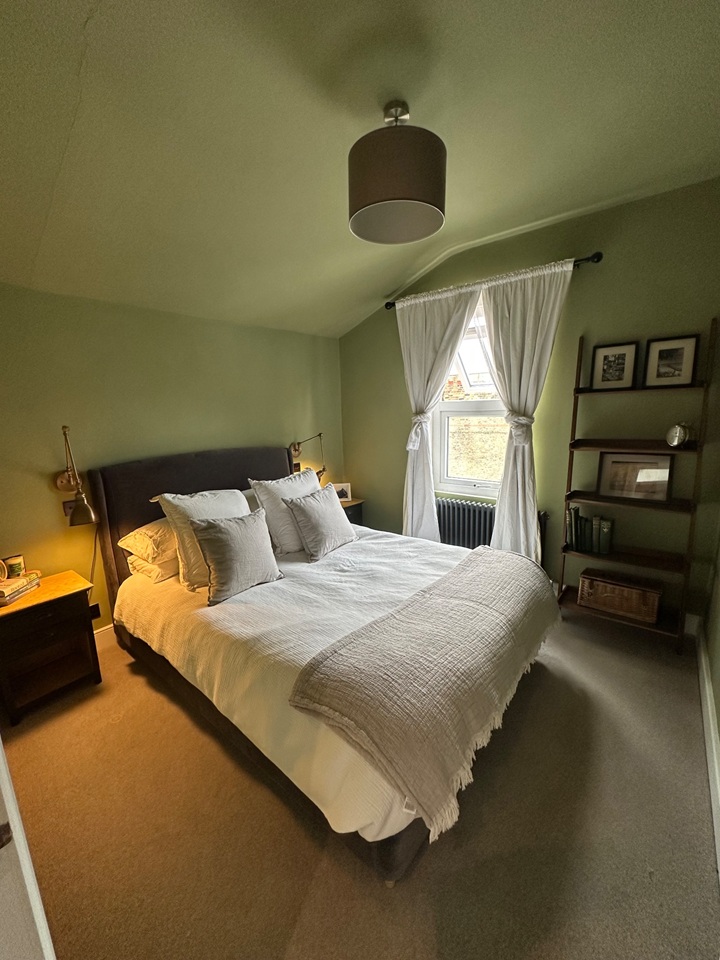 London - 2 Bed Flat, Morrish Road, SW2 - To Rent Now for £2,350.00 p/m