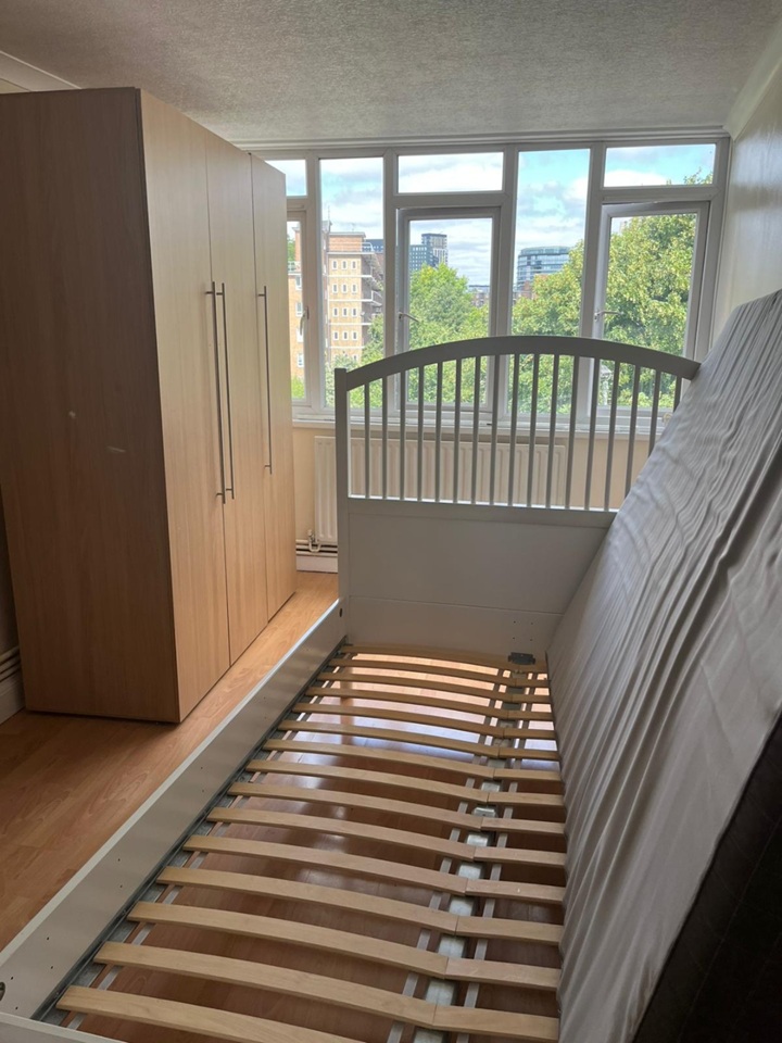 London - Room in a Shared Flat, Condell Road, SW8 - To Rent Now for £ ...