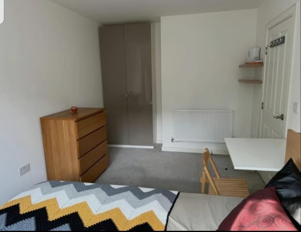 Harrow - Room in a Shared House, Bown Close, HA2 - To Rent Now for £800 ...