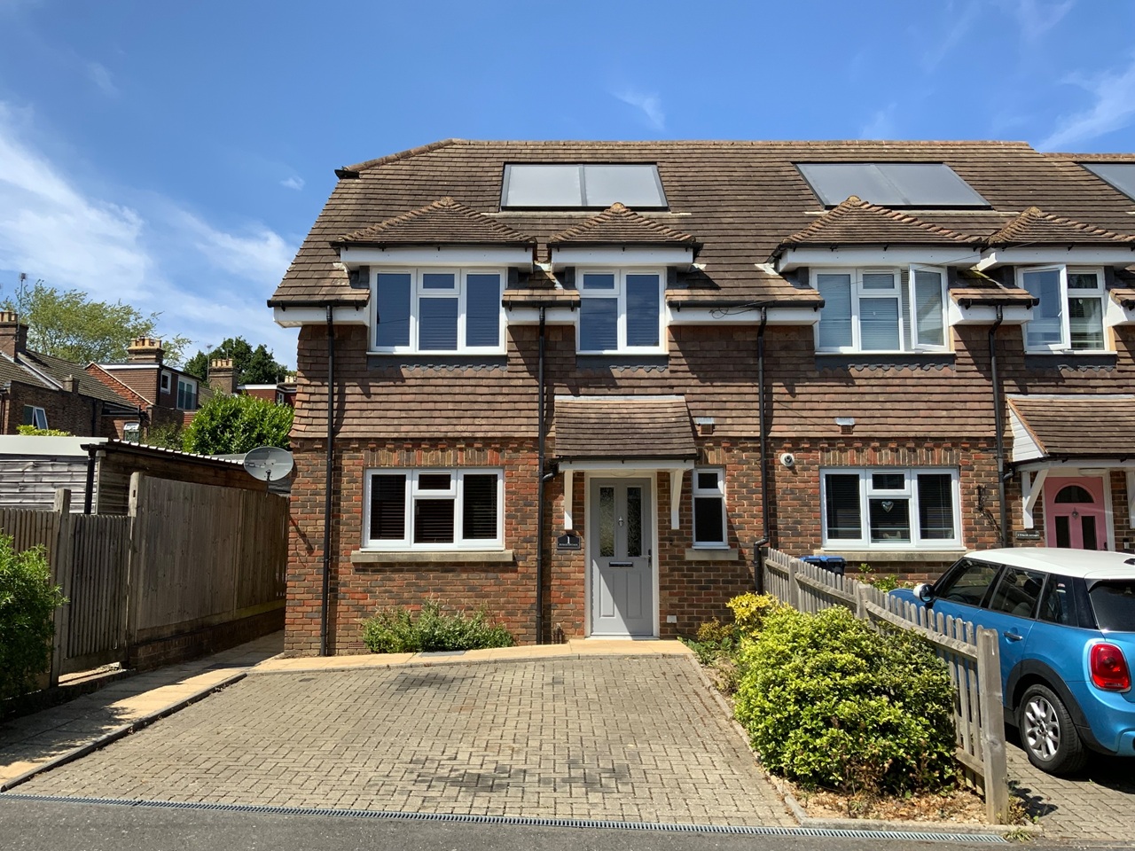 Crawley Down, Crawley - 3 Bed End Terrace, Pitwick Cottages, RH10 - To ...