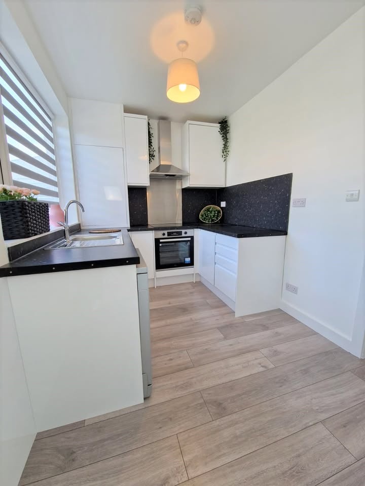 Bircotes, Doncaster - 4 Bed Semi-Detached House, Galway Road, DN11 - To ...