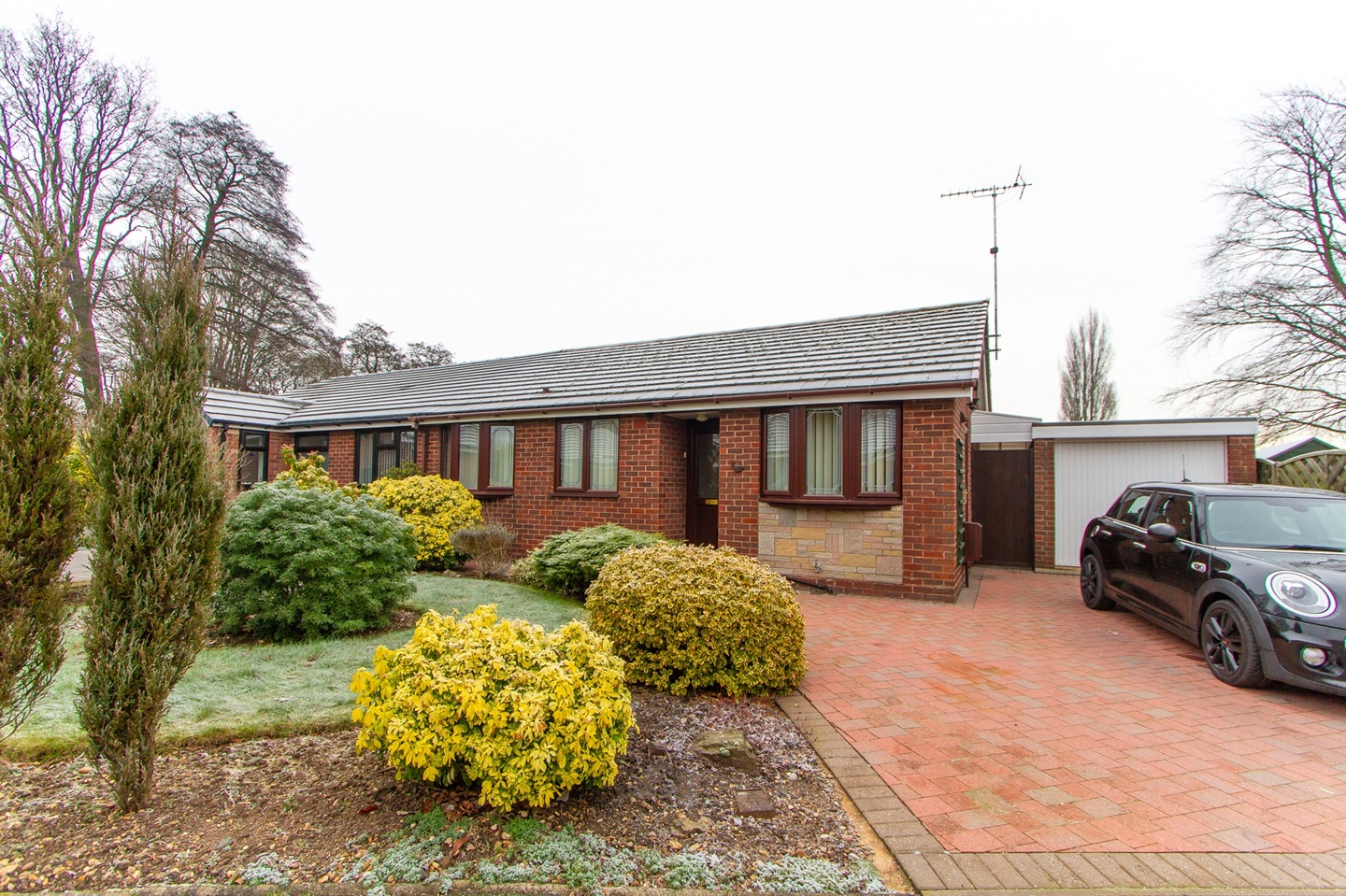 Ash Green, Coventry - 2 Bed Bungalow, Carsal Close, CV7 - To Rent Now ...