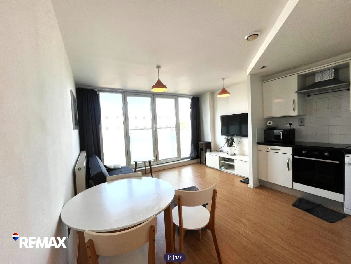 London - 1 Bed Flat, The Oxygen, E16 - To Rent Now for £1,850.00 p/m