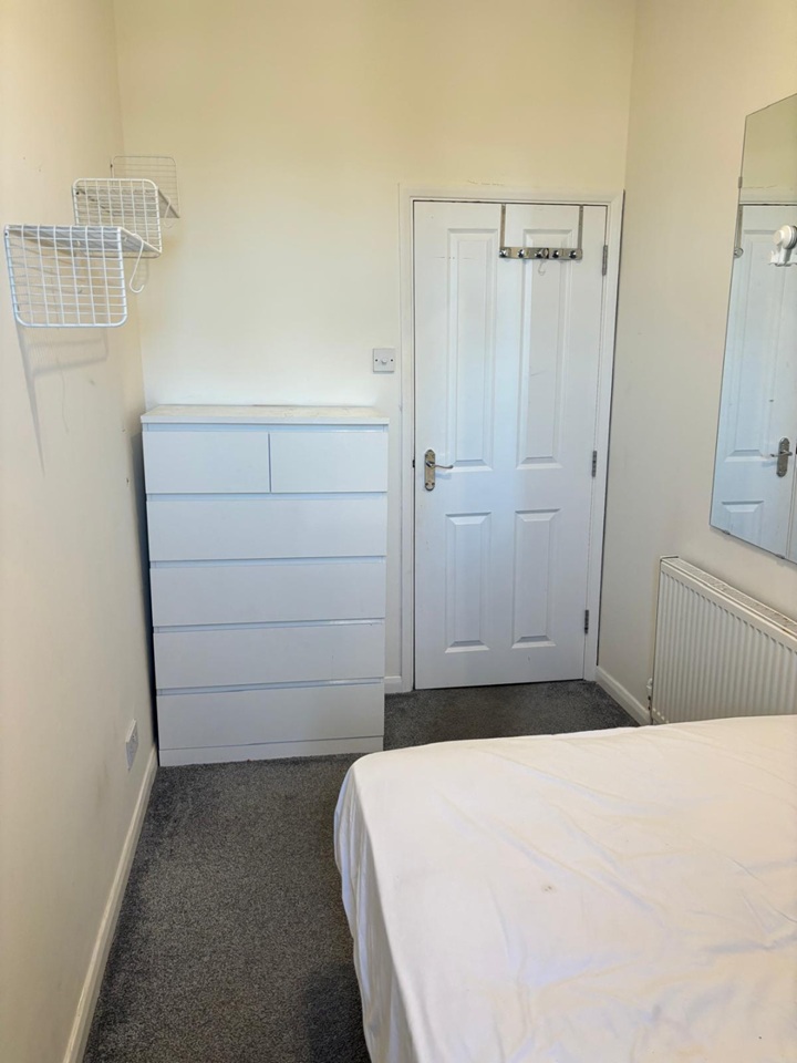 London - 2 Bed Flat, Colworth Grove, SE17 - To Rent Now for £2,200.00 p/m