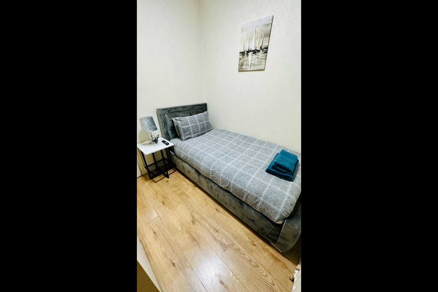 London - Room in a Shared House, Disraeli Road, E7 - To Rent Now for £ ...