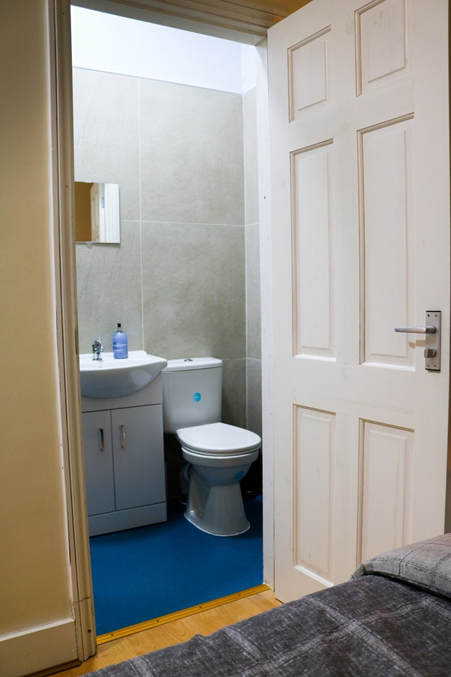 London - Room in a Shared House, Disraeli Road, E7 - To Rent Now for £ ...
